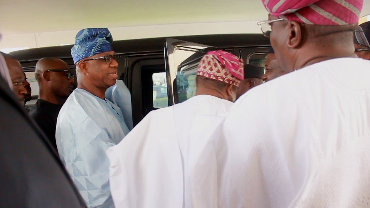 GOVERNOR OF OGUN STATE DAPO ABIODUN VISITS AWUJALE PALACE OBA ADETONA ...