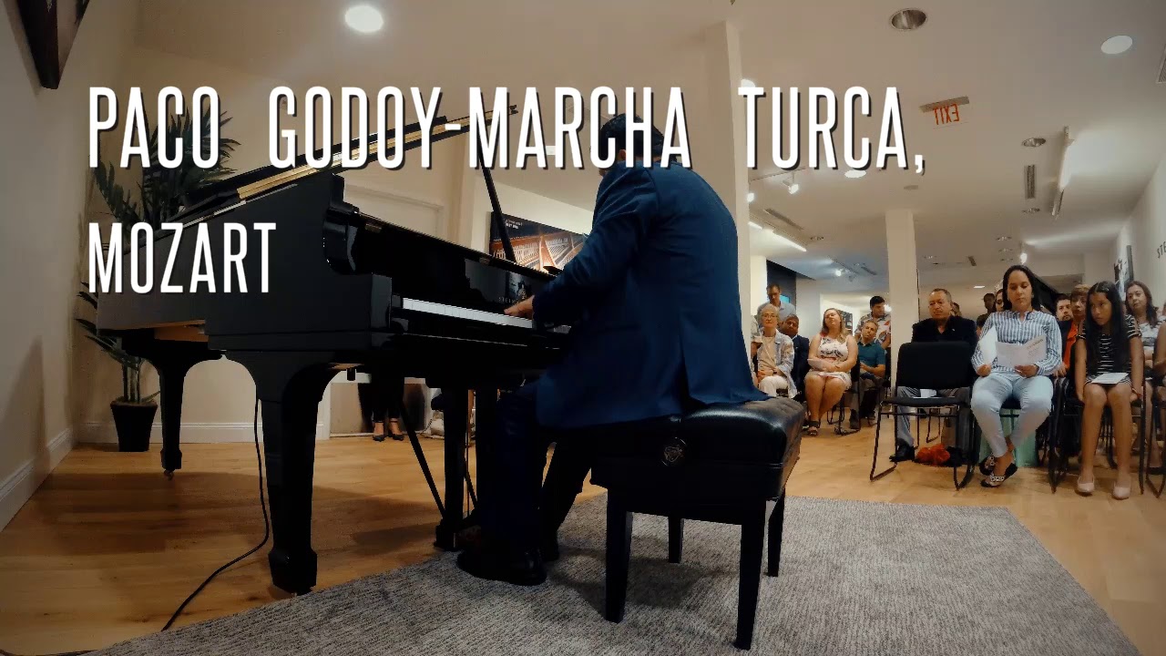 Paco Godoy- Marcha Turca en la casa Steinway and Sons - YouTube