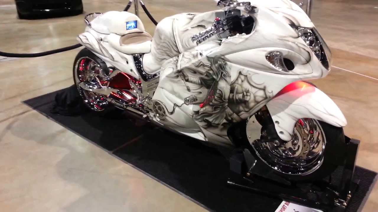White Hayabusa 2013.