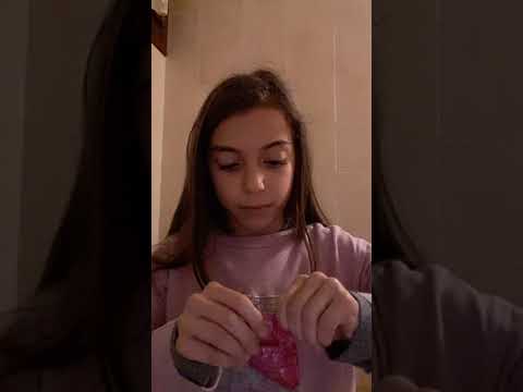 Apro una lol glitterataaaa (bellissima.....)