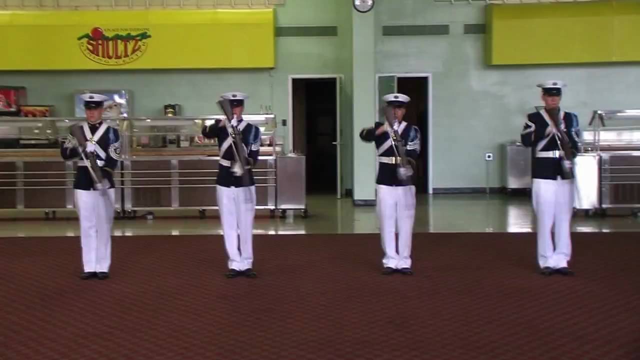 Gregory Guard Spin Routine, AFROTC Open House '09 - YouTube
