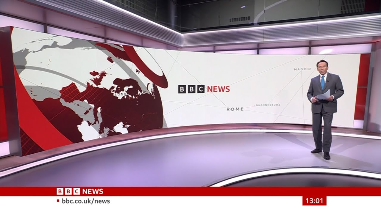 BBC News Blooper: Mic issues + mic unmuted during package - YouTube