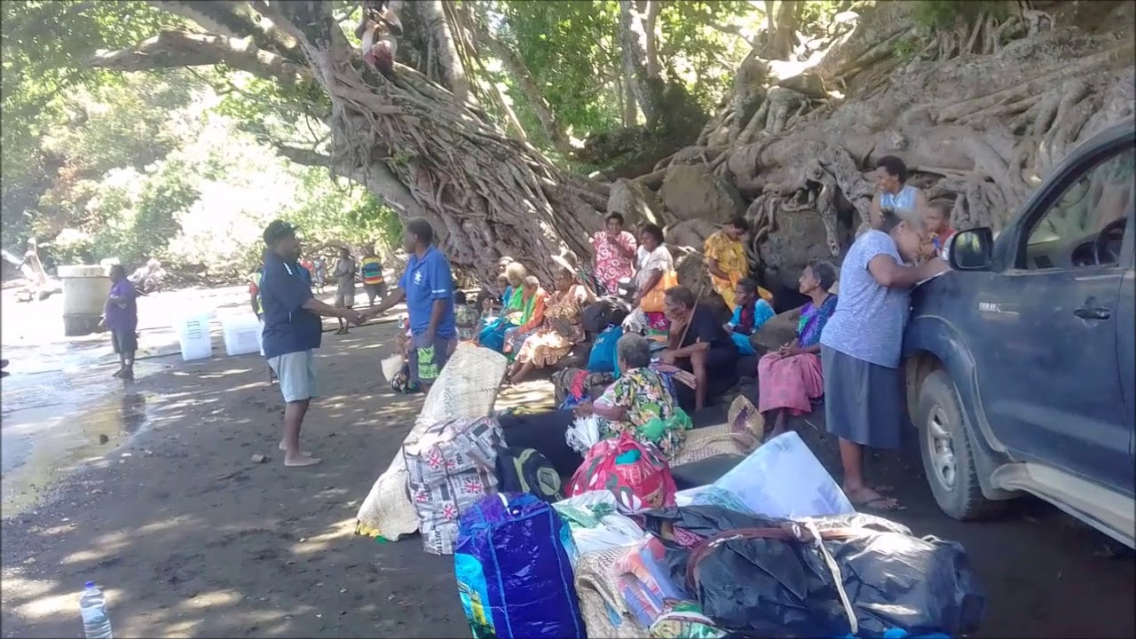 AMBAE ISLAND FIRST EVER MASS EVACUATION (VANUATU) 2017 - YouTube