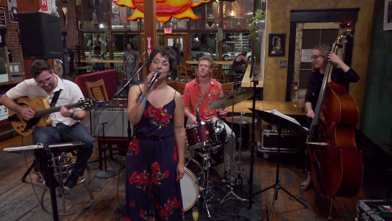 Teryn Ré Quartet - I Could Write a Book - YouTube