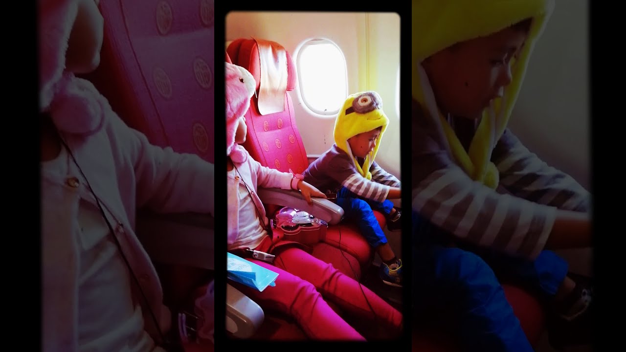 Kids First Plane Ride 💕 - YouTube