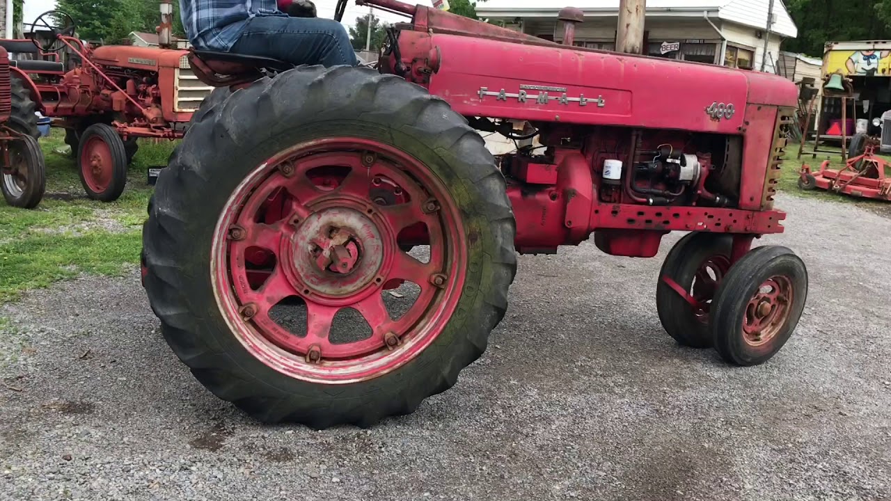 Farmall 400 tractor, runs - YouTube