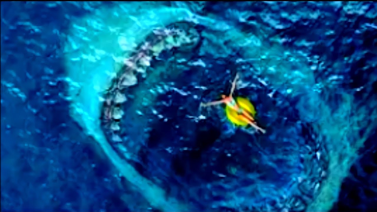 The Meg - Megalodon Shark Beach Attack Scene (2018) Movie Clip - YouTube