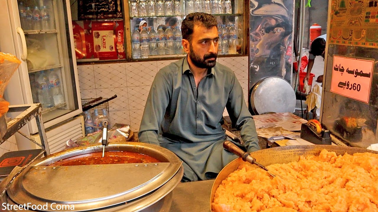 Halwa Puri Nashta | Fawara Chowk | Street Food Peshawar - YouTube