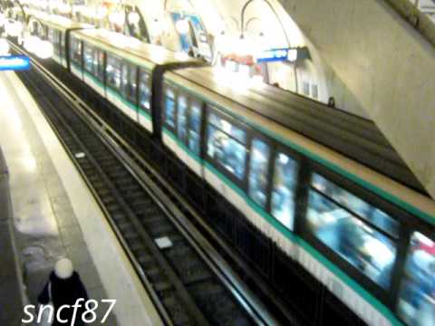 RATP Paris Metro Ligne 4 - YouTube