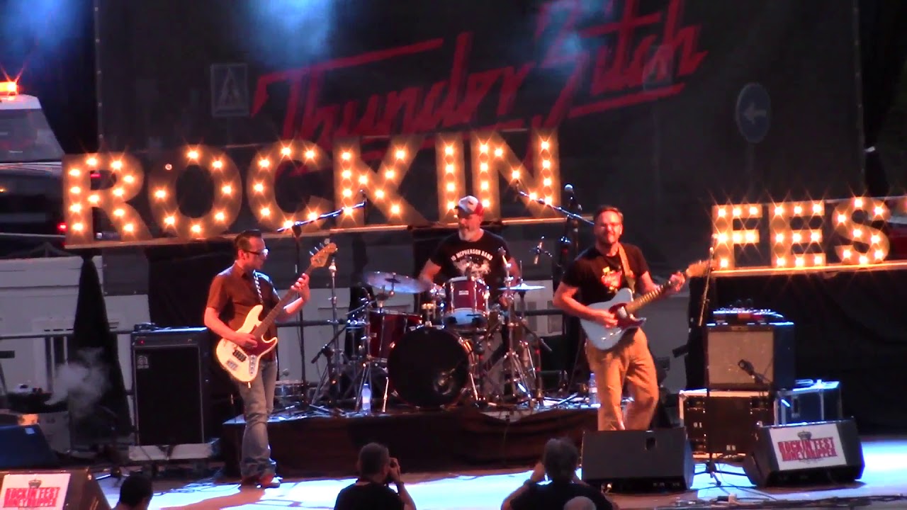 Doghouse Sam & his Magnatones - Roll up my Sleeves - YouTube