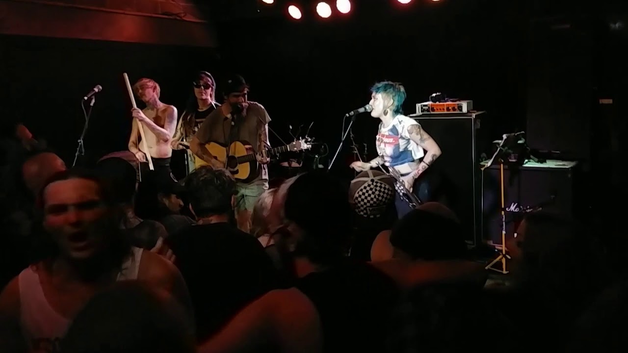 Days N' Daze Live in Omaha 10-29-19 - YouTube