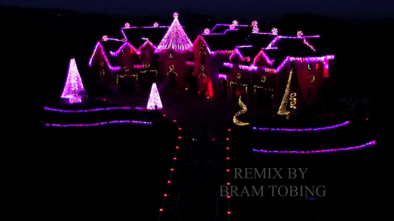 Christmas Song Remix COLAB MARSHMELLO(Alone) REMIX BY BRAM TOBING - YouTube