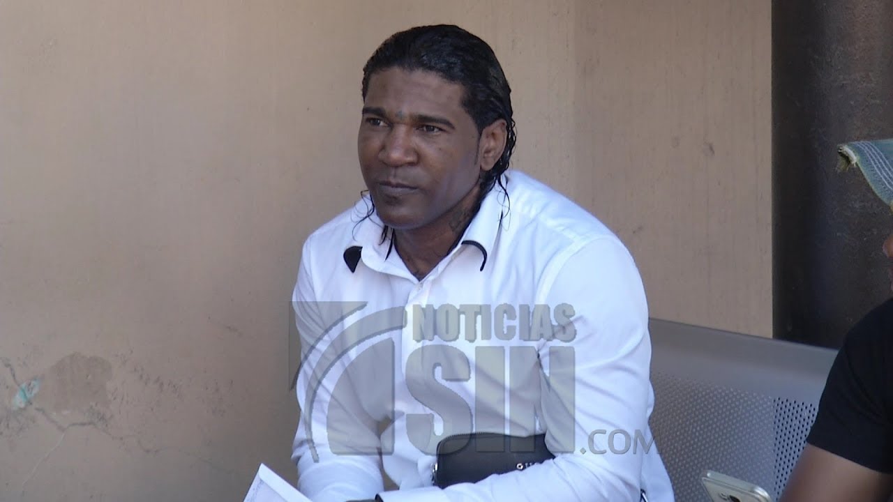 Merenguero Antonio Peter de la Rosa “Omega” es puesto en libertad - YouTube