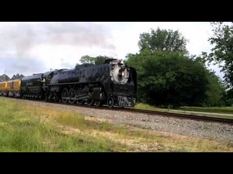 UP 844 Chase in Texas with Skip Waters - YouTube