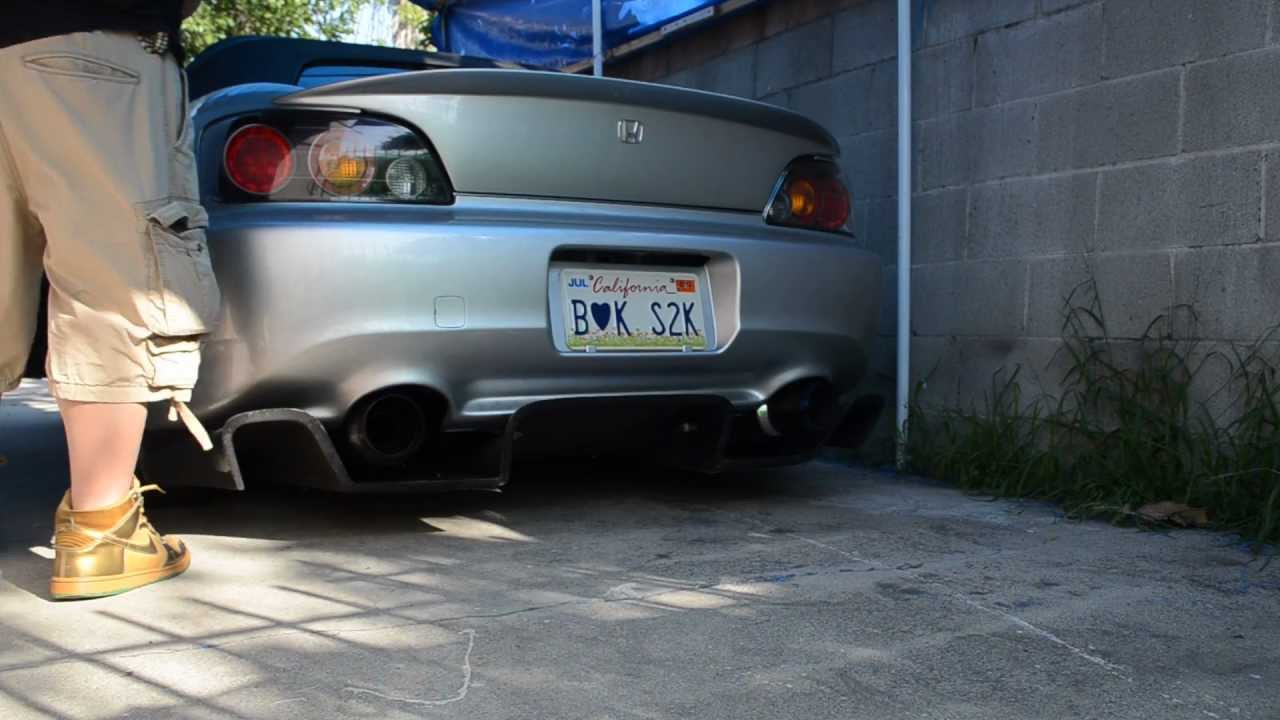 Honda S2000 ap2 invidia dual N1 cat back exhaust cold start - YouTube
