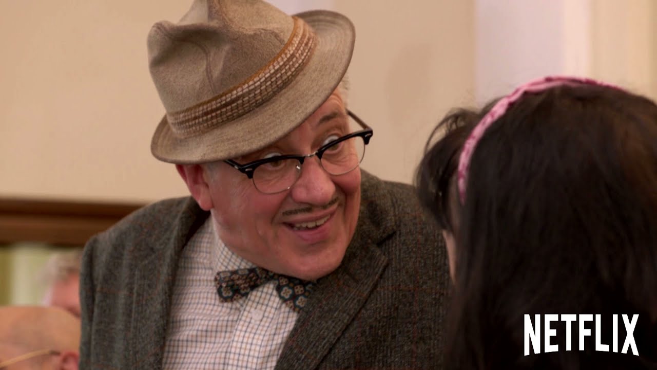 Count Arthur Strong: Arthur The Hat - YouTube