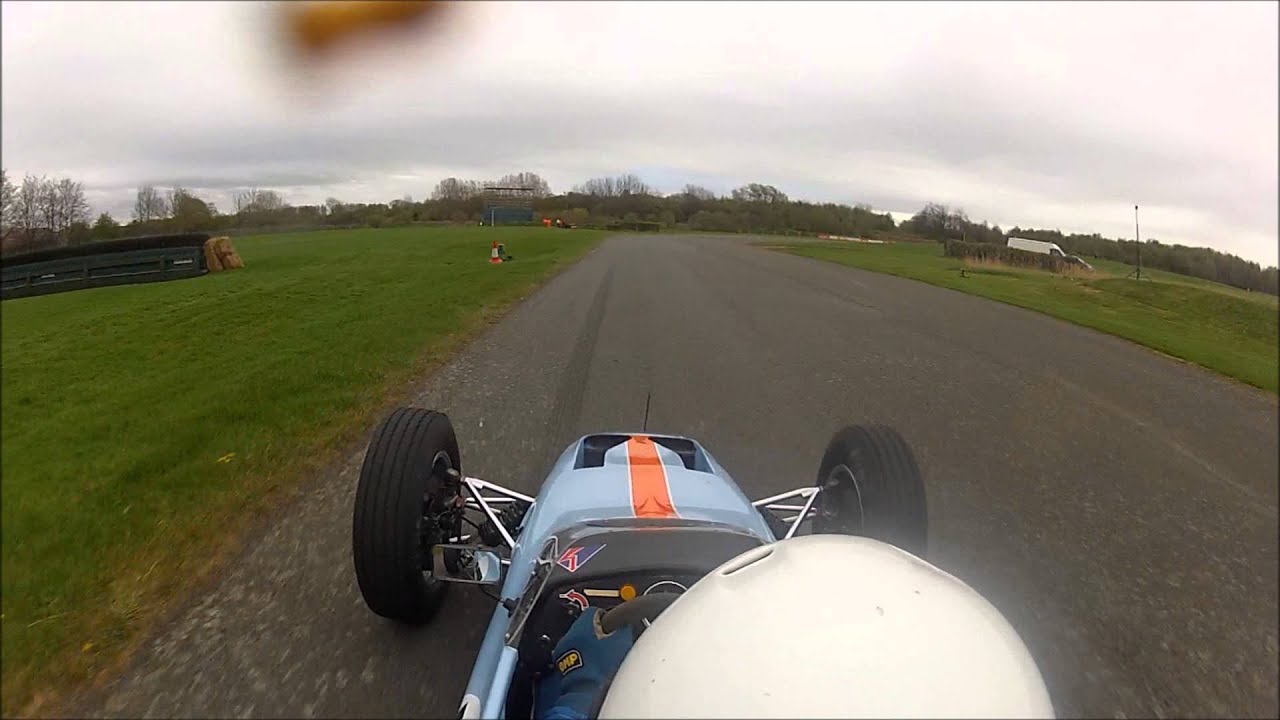 Liverpool Motor Club Aintree Sprint 25/04/2015 - YouTube