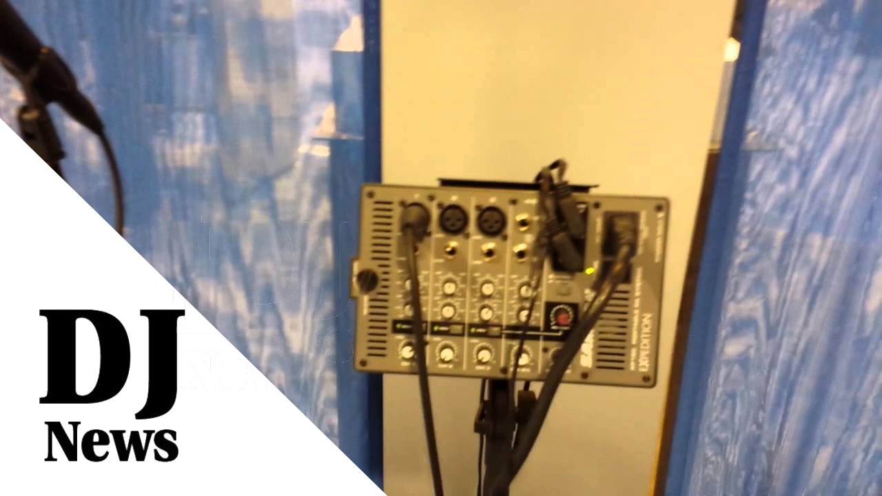 Samson expedition XP 150 sound system at #NAMM2015 - YouTube
