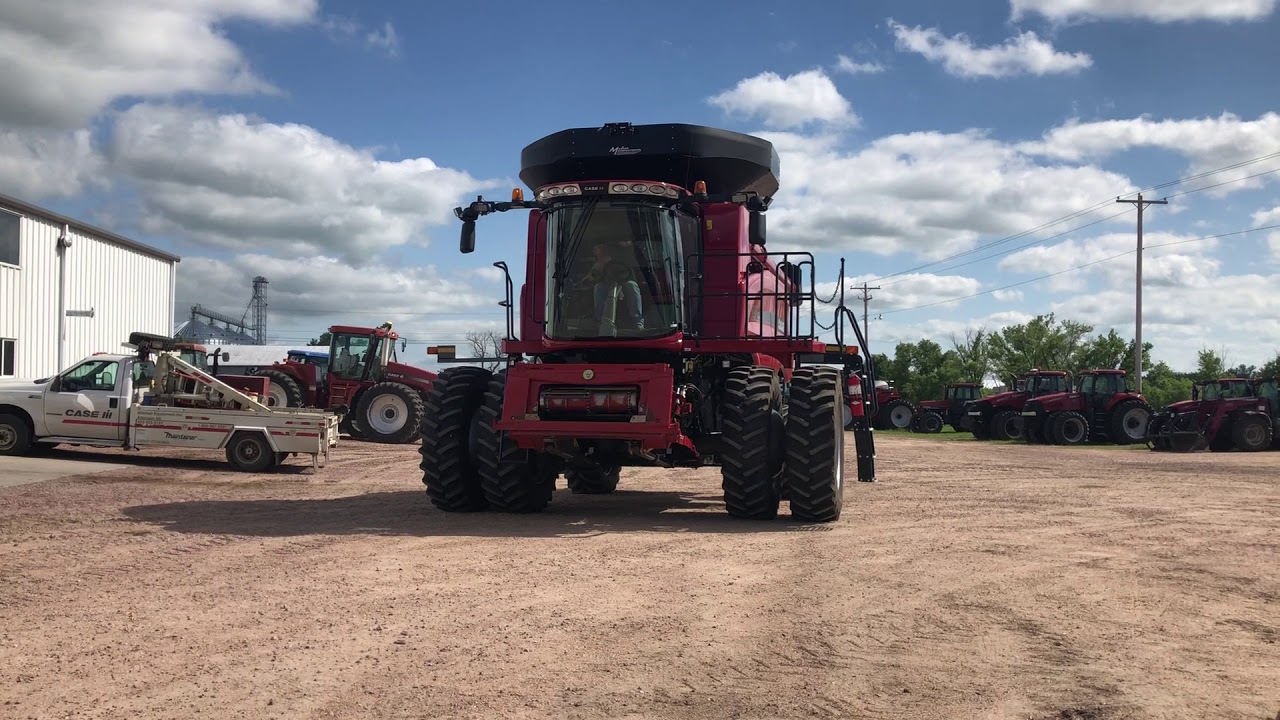 2016 Case IH 7140 Combine - YouTube