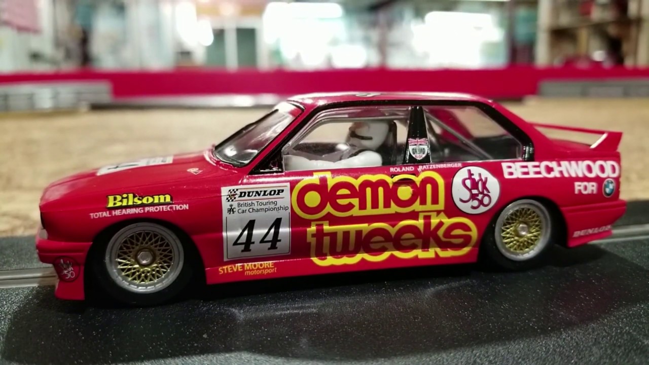 Scalextric 1/32 E30 BMW M3 Demon Tweeks Slot car - YouTube