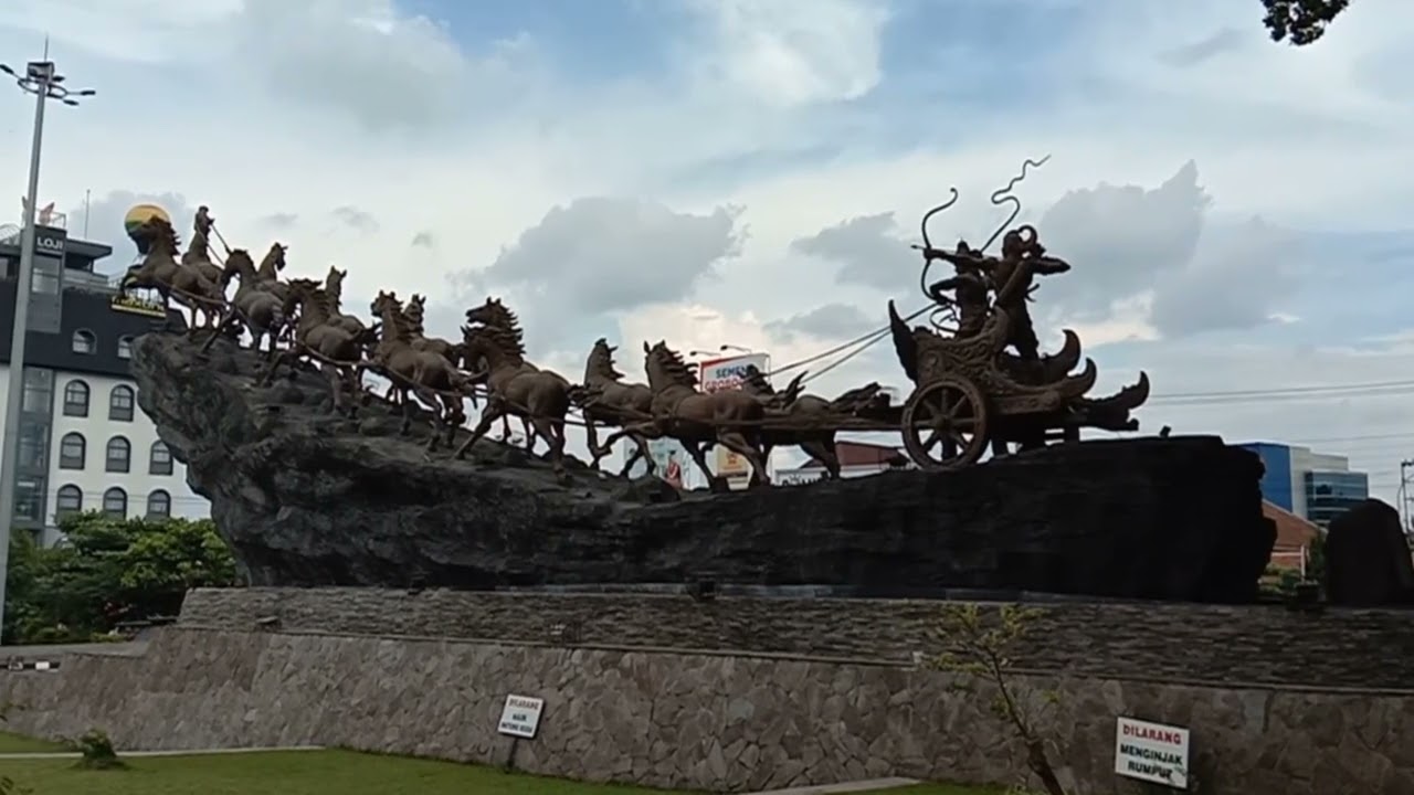 WISATA BOYOLALI | PATUNG KUDA SIMPANG LIMA BOYOLALI - YouTube