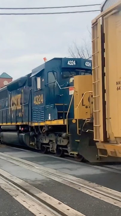 CSX SD40-3 trails on M217 #csx #railroad #railway #railfanning #shorts - YouTube