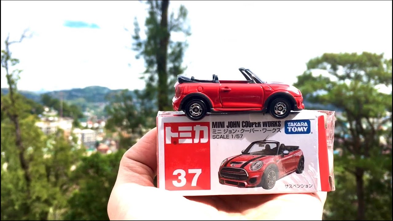 Outdoor Unboxing, Tomica Mini John Cooper Works - YouTube