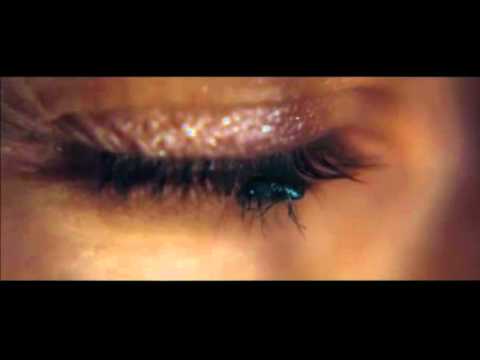 Aeonflux- Fly Scene