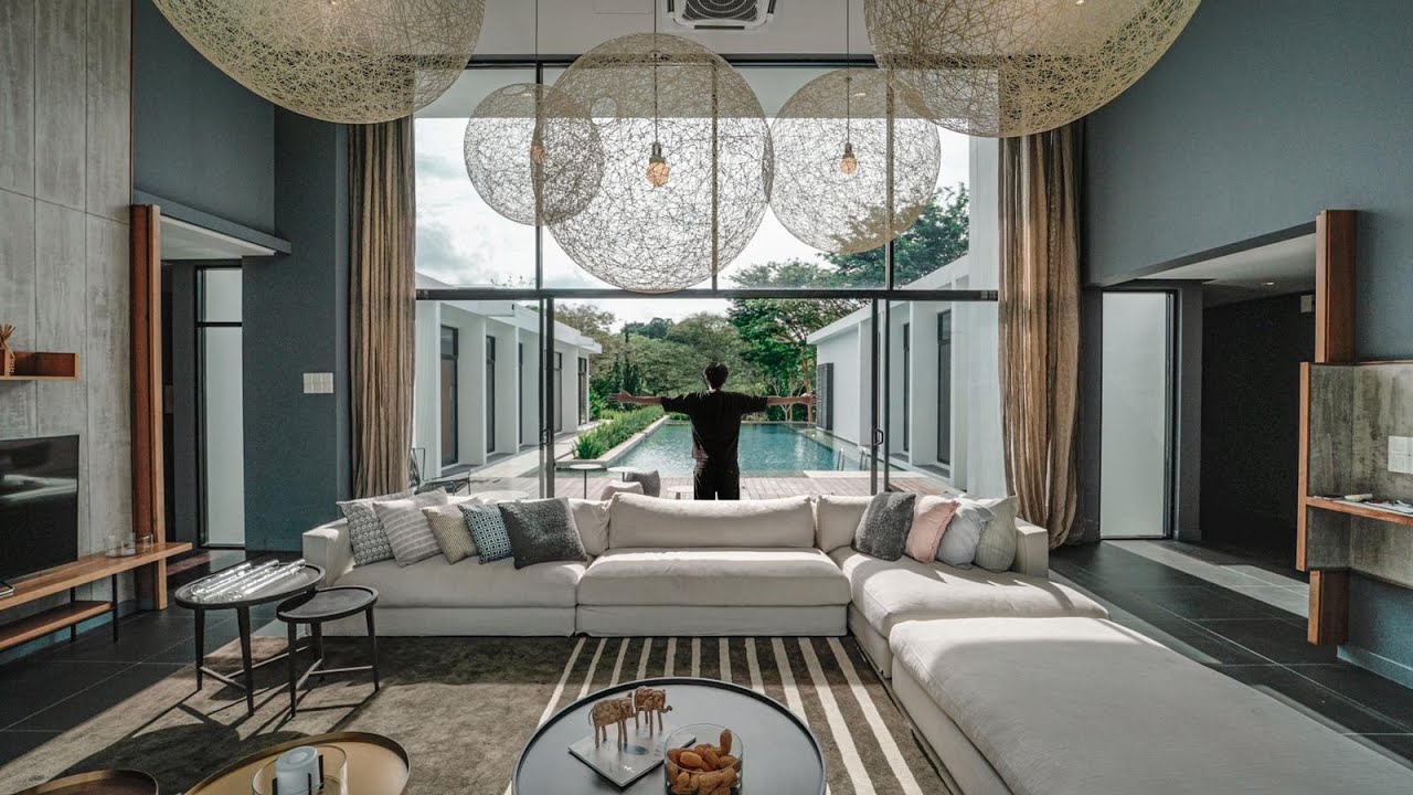 Aki from Japan found his DREAM HOUSE in Malaysia - YouTube