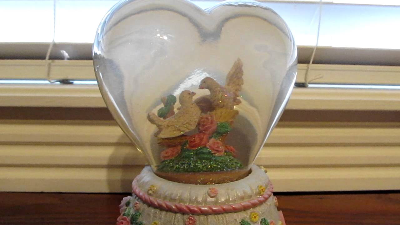 Endless Love Dove Music Box - YouTube