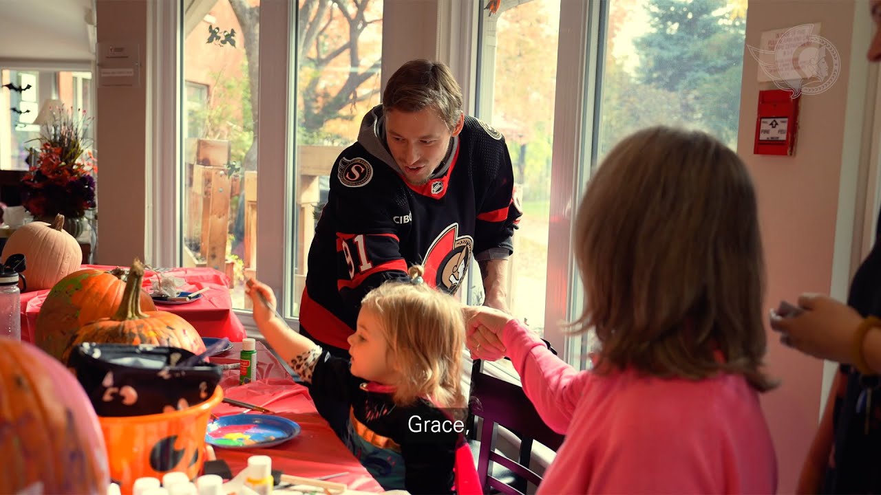 Vladimir Tarasenko Halloween visit to CHEO and Roger Neilson House ...
