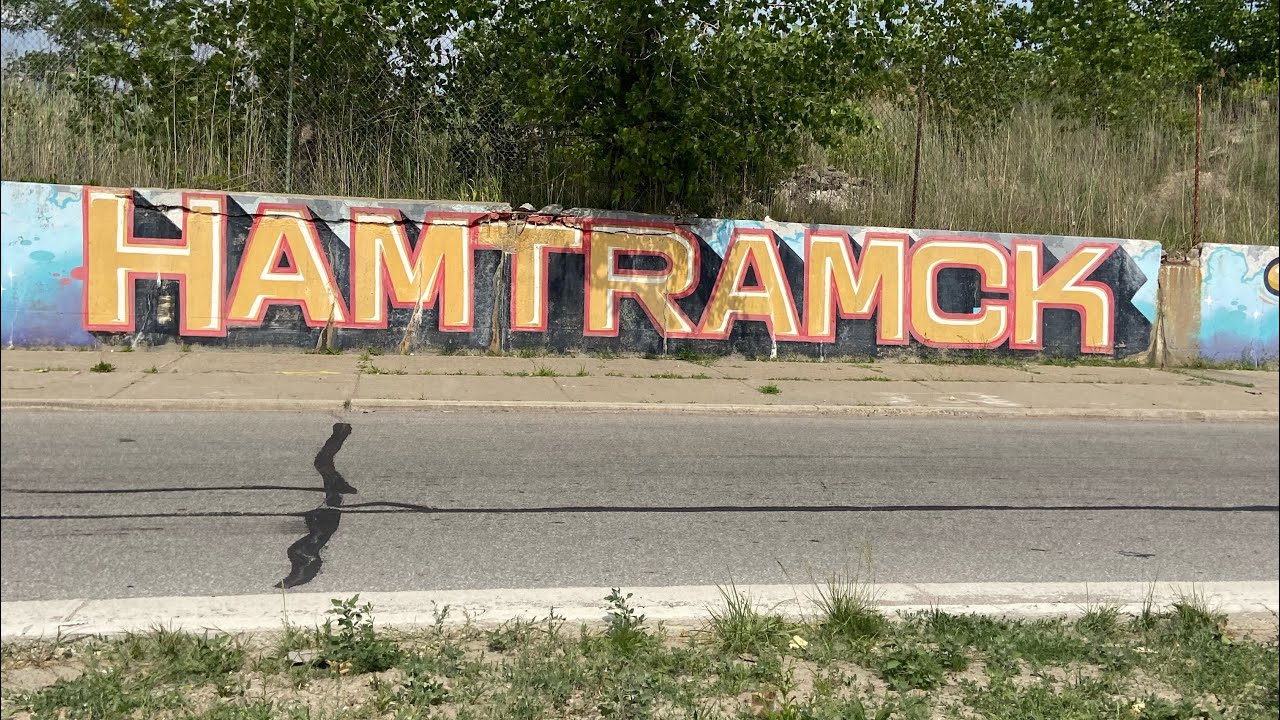 Hamtramck Michigan a city surrounded by Detroit - #America - YouTube