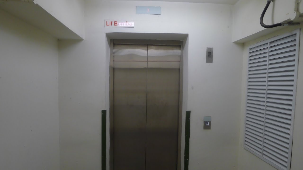 Schindler 5000 MMR Service Lift at Pavilion Bukit Jalil RD (Lift no. 29 ...