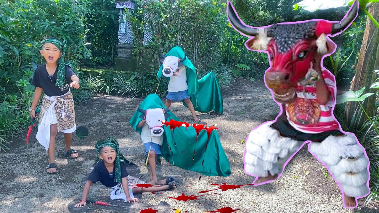 SI CUNGKRING DI KEJAR BARONGAN SAPI GALAK - YouTube