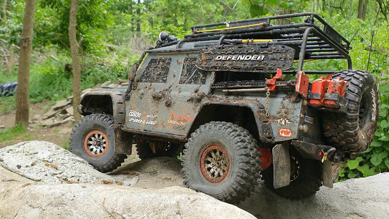 TRX 4 Defender - YouTube