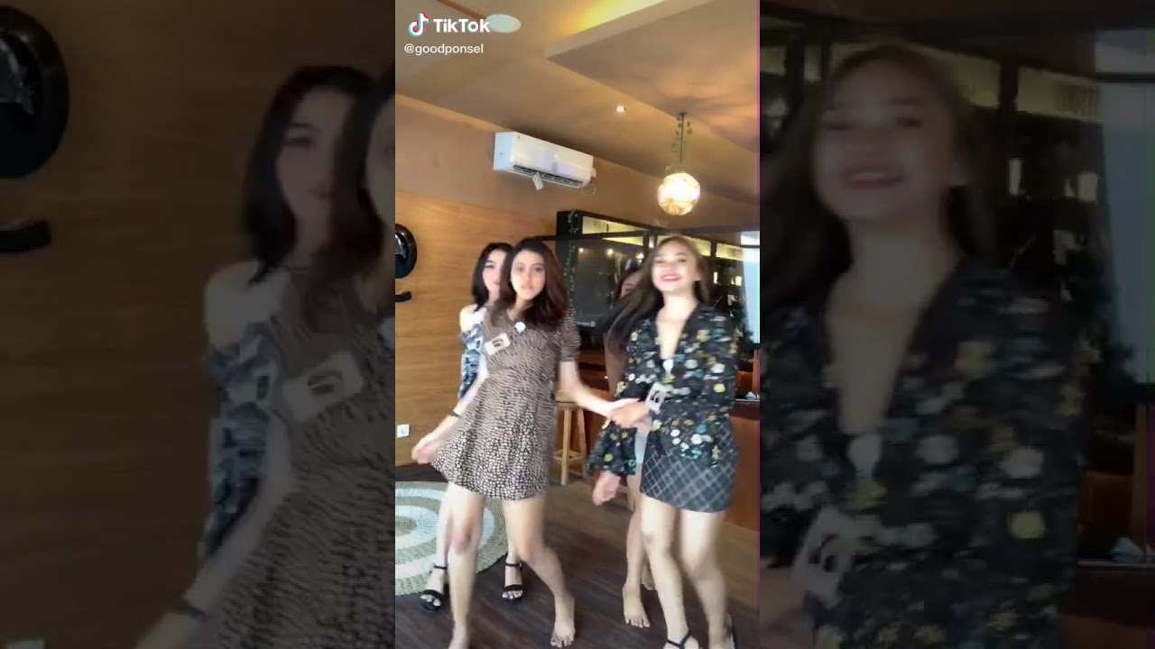 TikTok SPG Seksi Good Ponsel Bali - YouTube