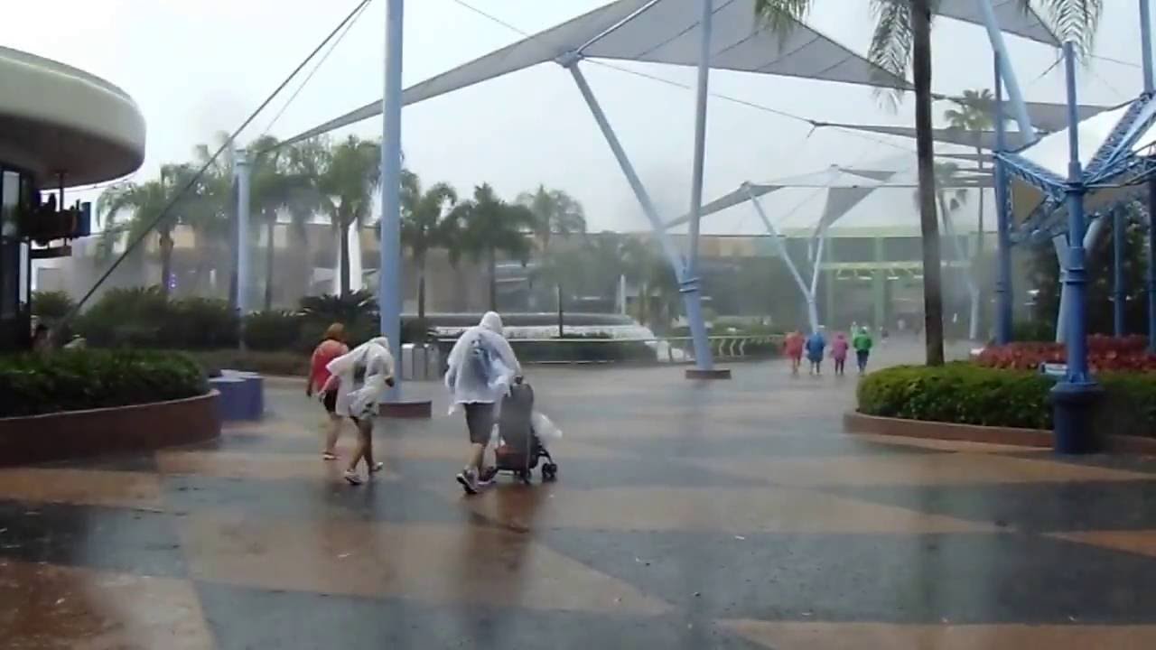 Epcot lightning strike - YouTube