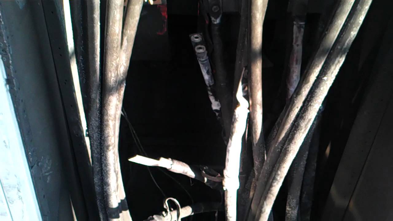 140,000 Volt Substation Explosion - YouTube