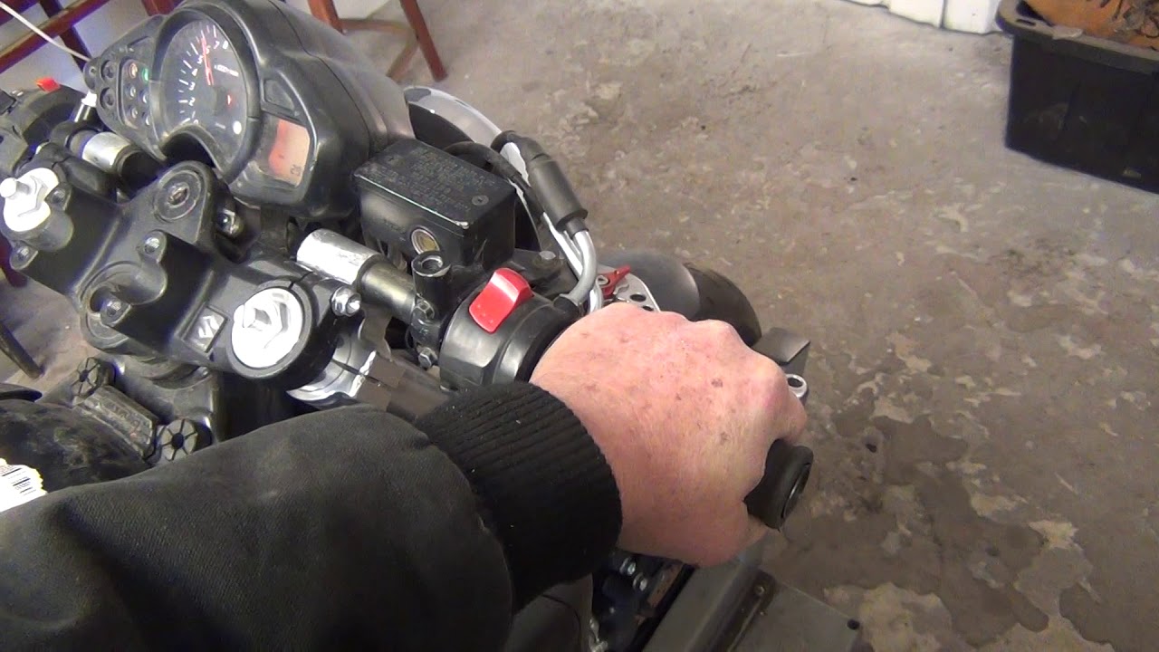 14 SFV650 Engine running #921 - YouTube