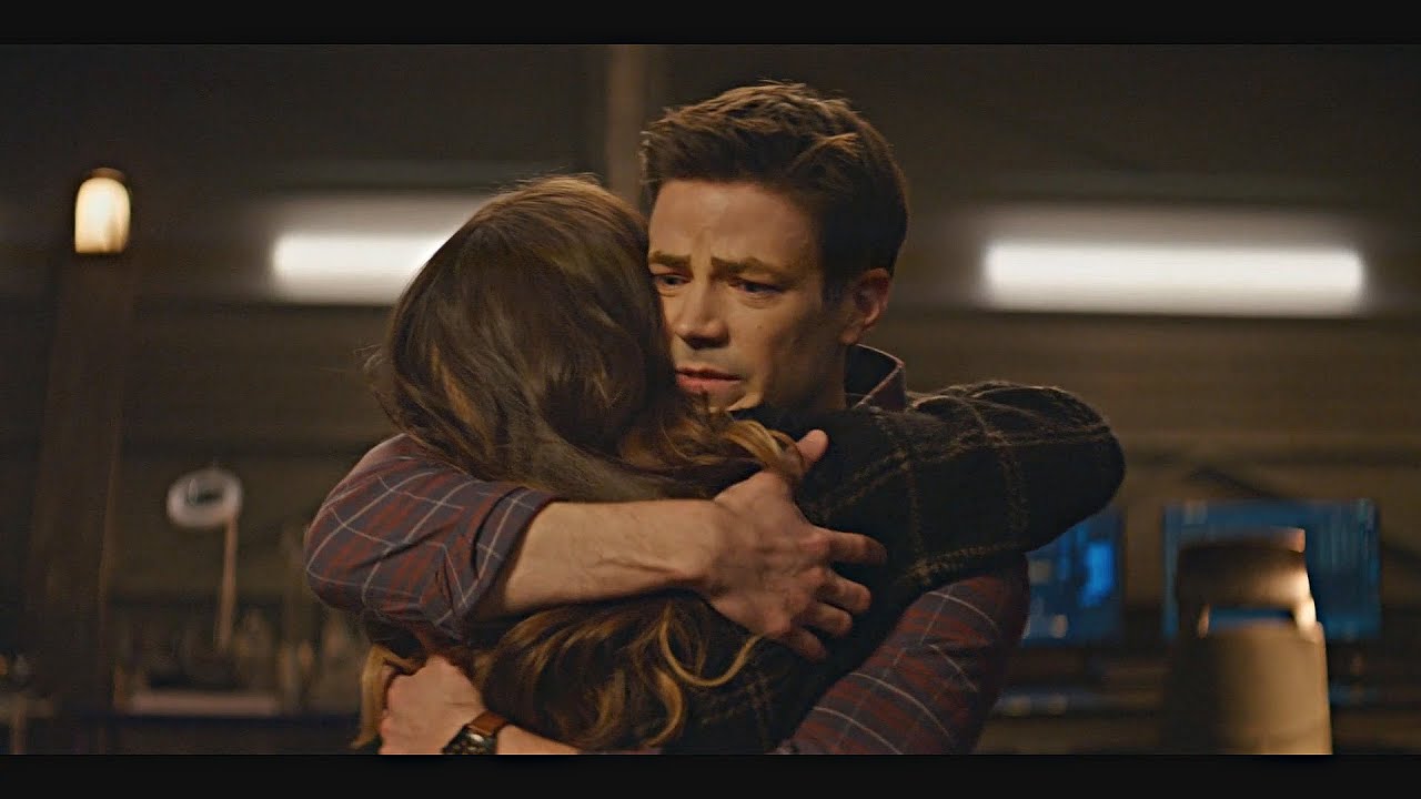 Caitline Snow is back! [9x13] [No BG Music] [No Logo] 4K - YouTube