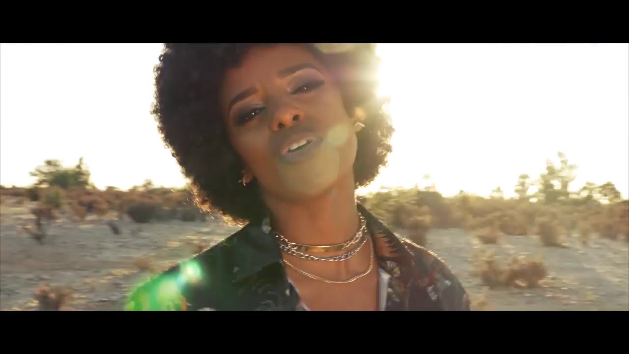 Jennifer Dias - Sentimento Incrível [Official Video] - YouTube