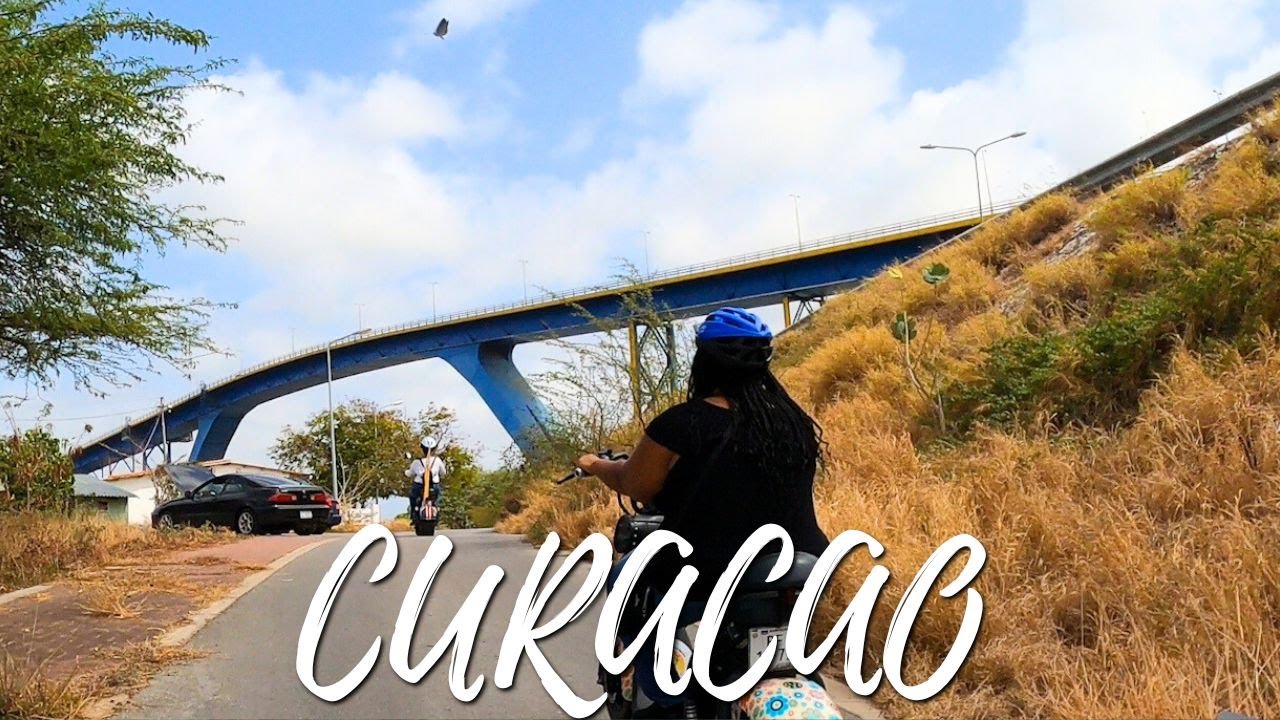 Met De E Scooter Door Punda En Otrabanda Op Curacao - Vlog #307 - YouTube