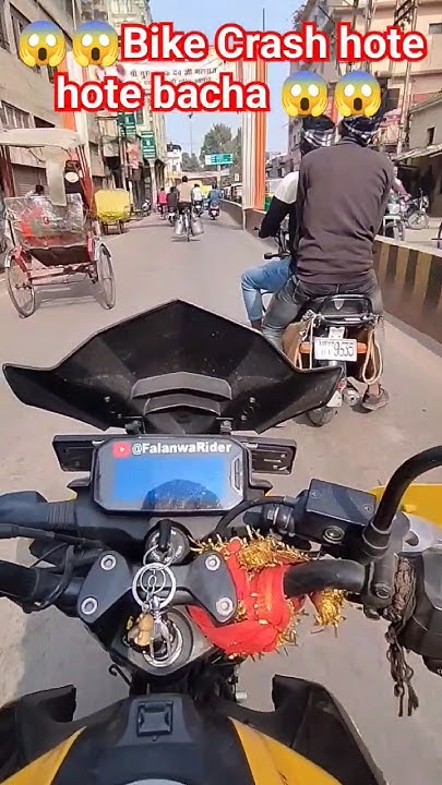 😱😱Bike Crash hote hote bach gya 😱😲🙀 #shorts #reaction #youtubeshorts #viral - YouTube