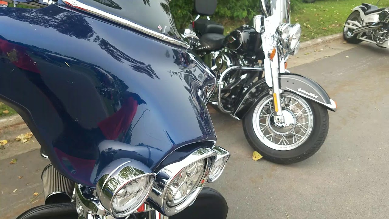 Harley Blue Metallic - YouTube