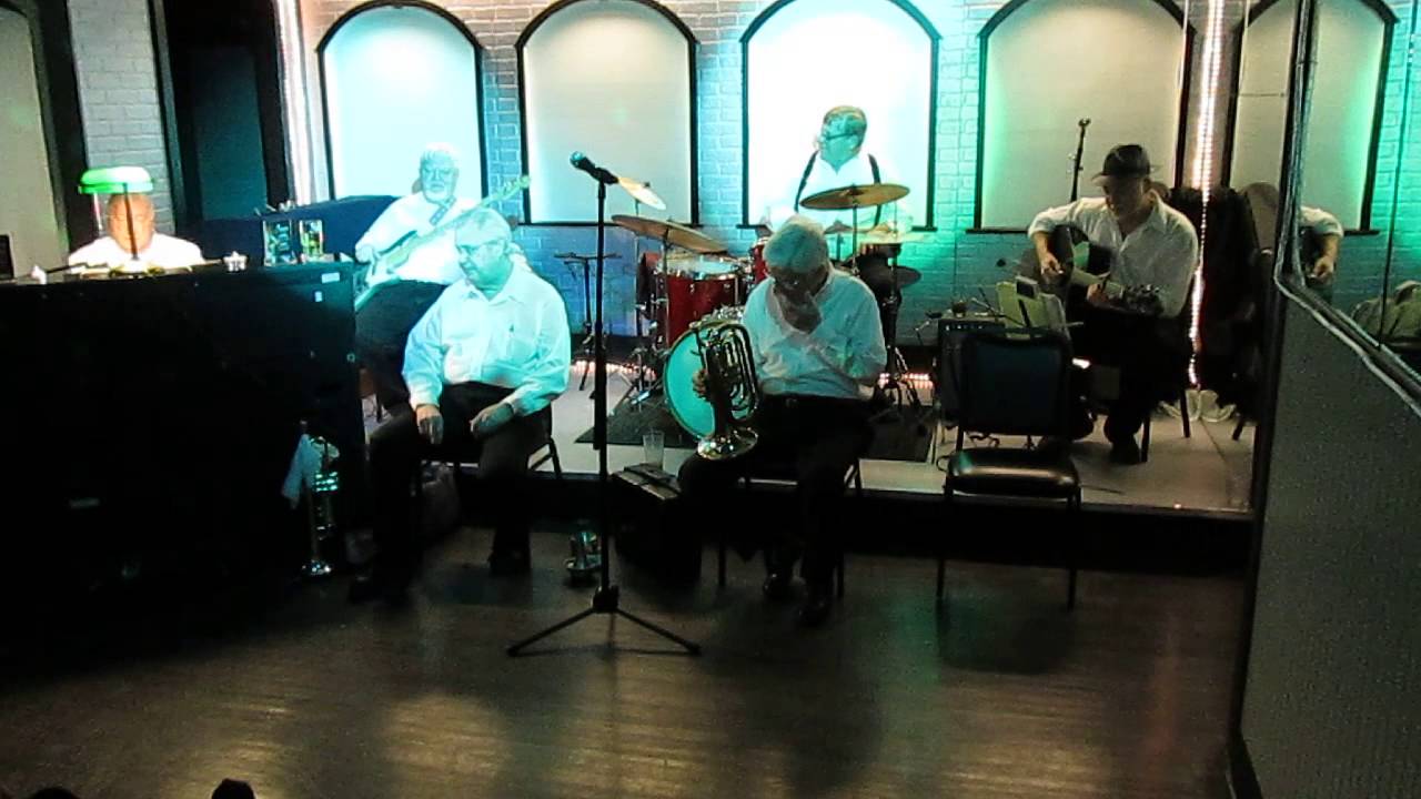 Joe Cavalaro and the Dixieland Jazz Band (1 of 5) - YouTube