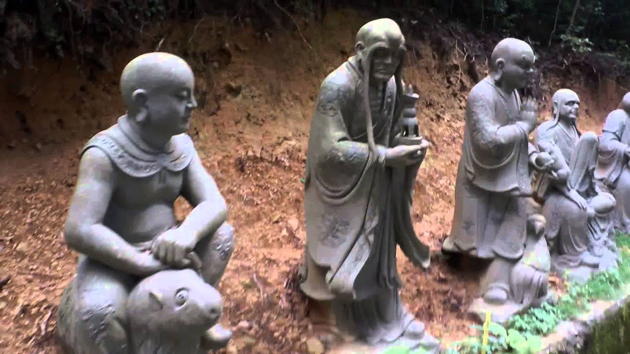 DIE 500 RAKAN STATUEN - YouTube