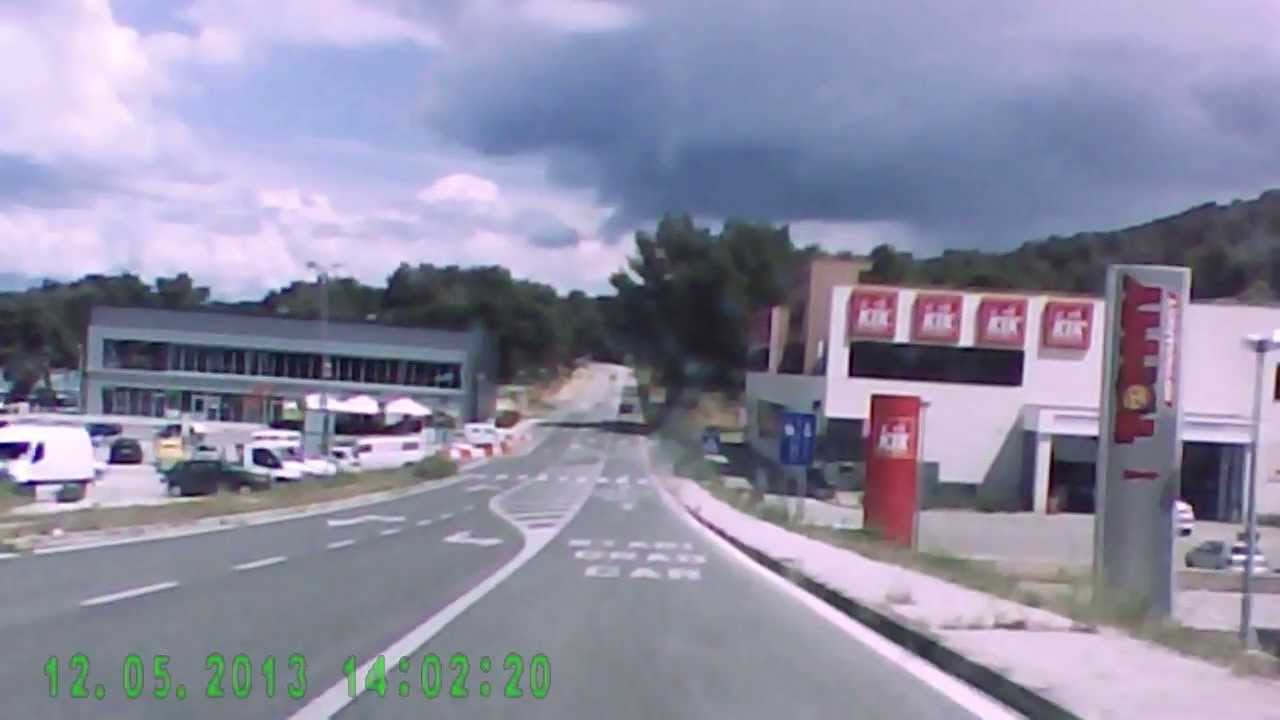 Trajekt Stari Grad - YouTube