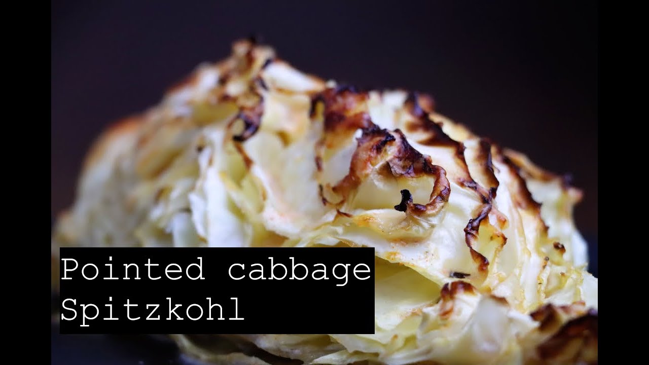 Pointed cabbage baked with cheese, mit Käse überbackener Spitzkohl ...