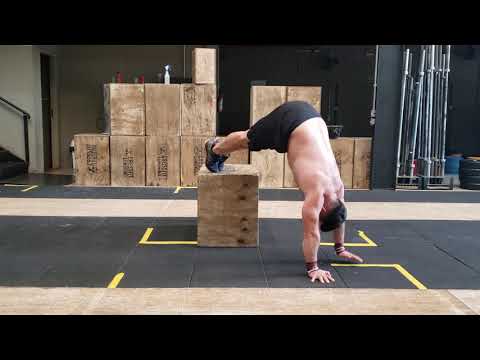 Box walk - half moon - YouTube