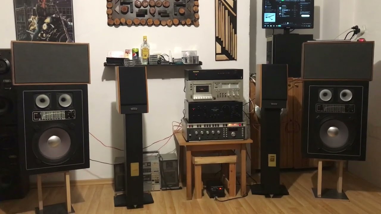 Exposure X Regulated Integrated Amplifier - YouTube